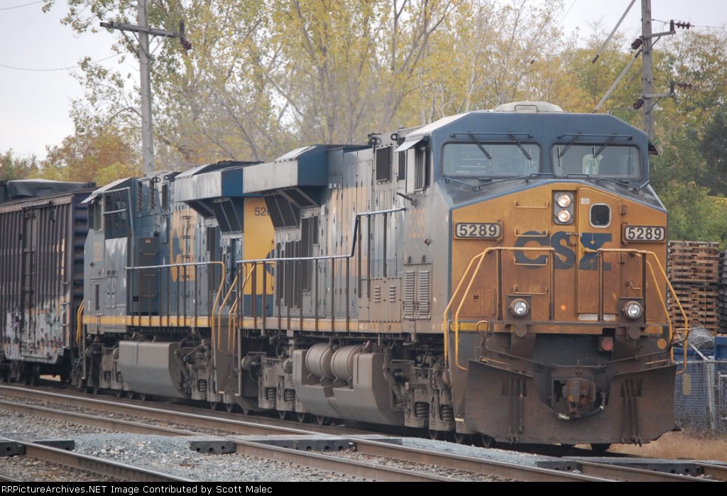 CSX 5289 & 5260